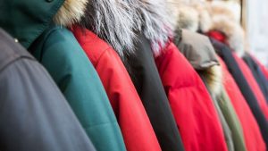 Jacke waschen: Mit diesen 8 Tipps wird deine Jacke wie neu!
